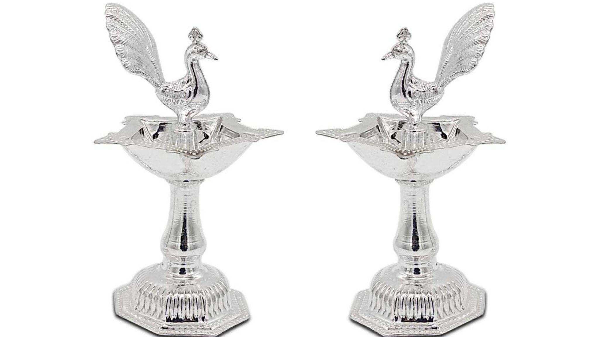 Griha Pravesh Gifts: Simple & Affordable Options in 2023